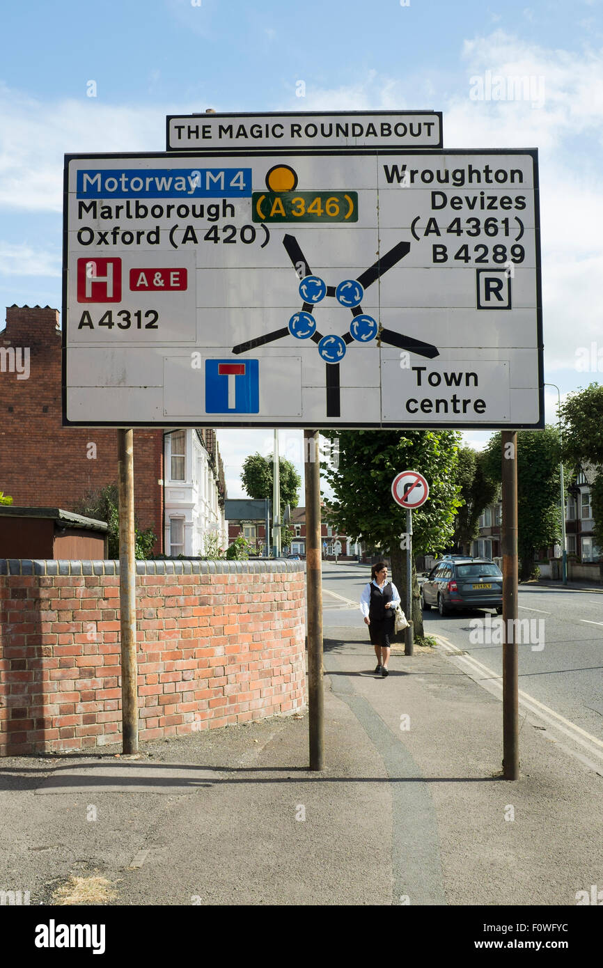Swindon roundabout hi-res stock photography and images - Alamy