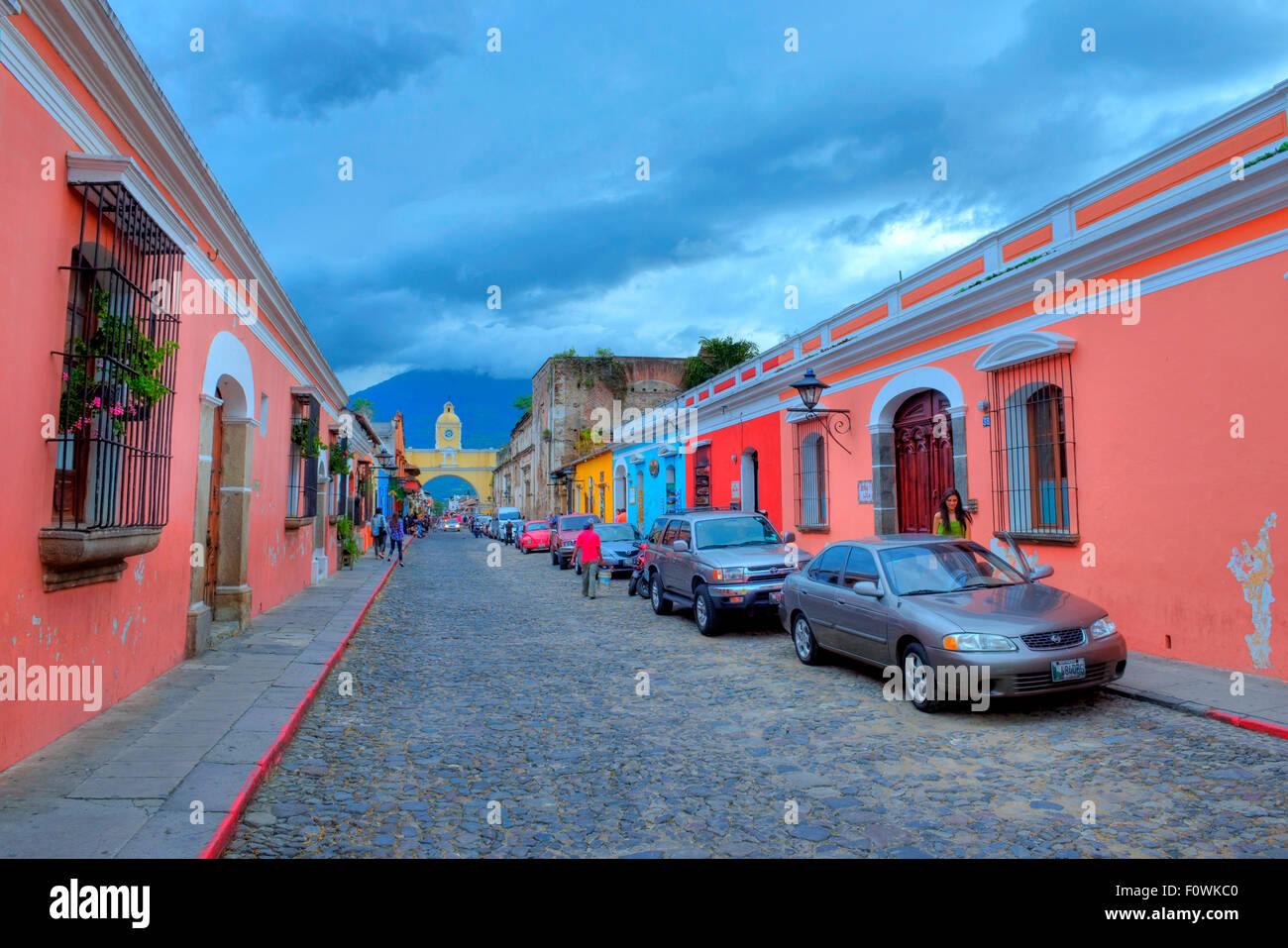 Street view of Antigua Guatemala Stock Photo - Alamy