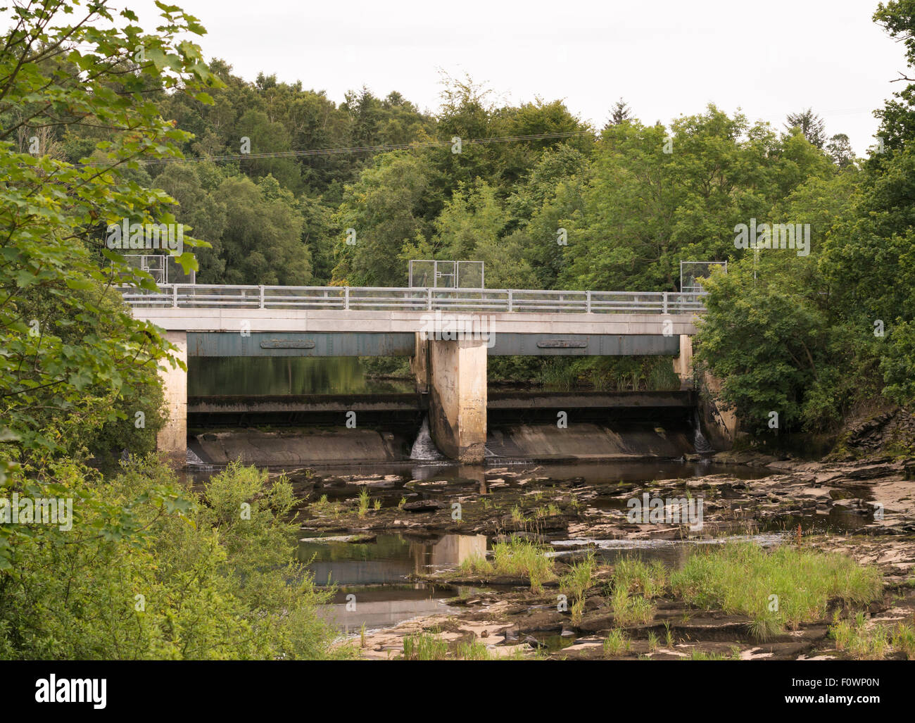 The sluice gates at Bonnington Linn, above Bonnington Hydro power ... The sluice gates at Bonnington Linn, above Bonnington Hydro power ...