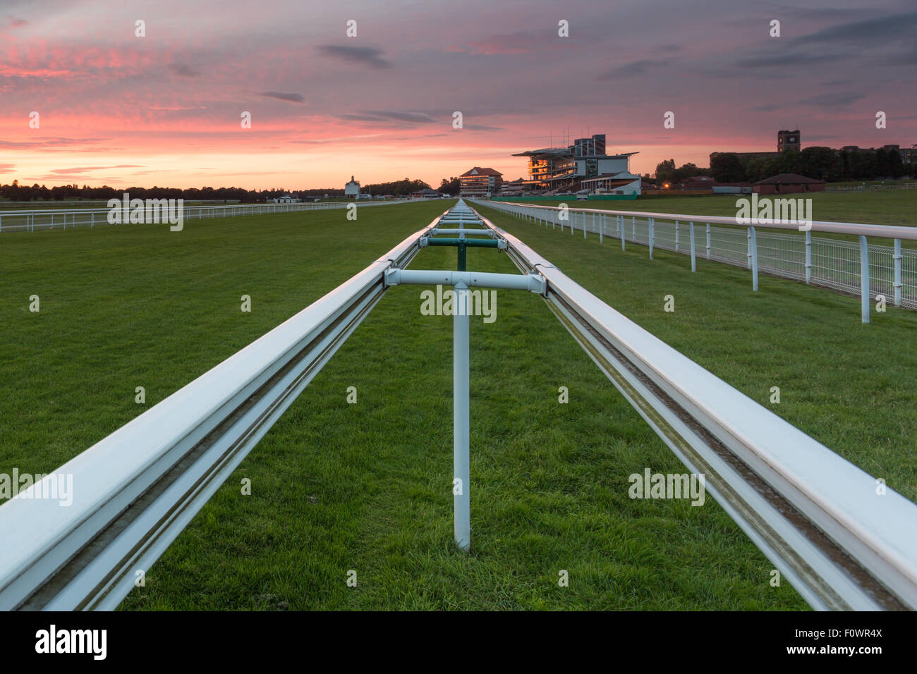 York racecourse hi-res stock photography and images - Alamy