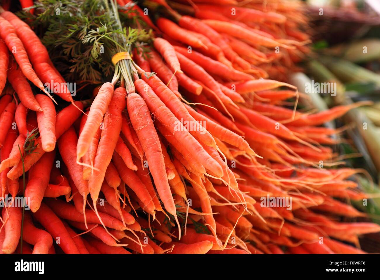 Carrots farmers market hi-res stock photography and images - Alamy