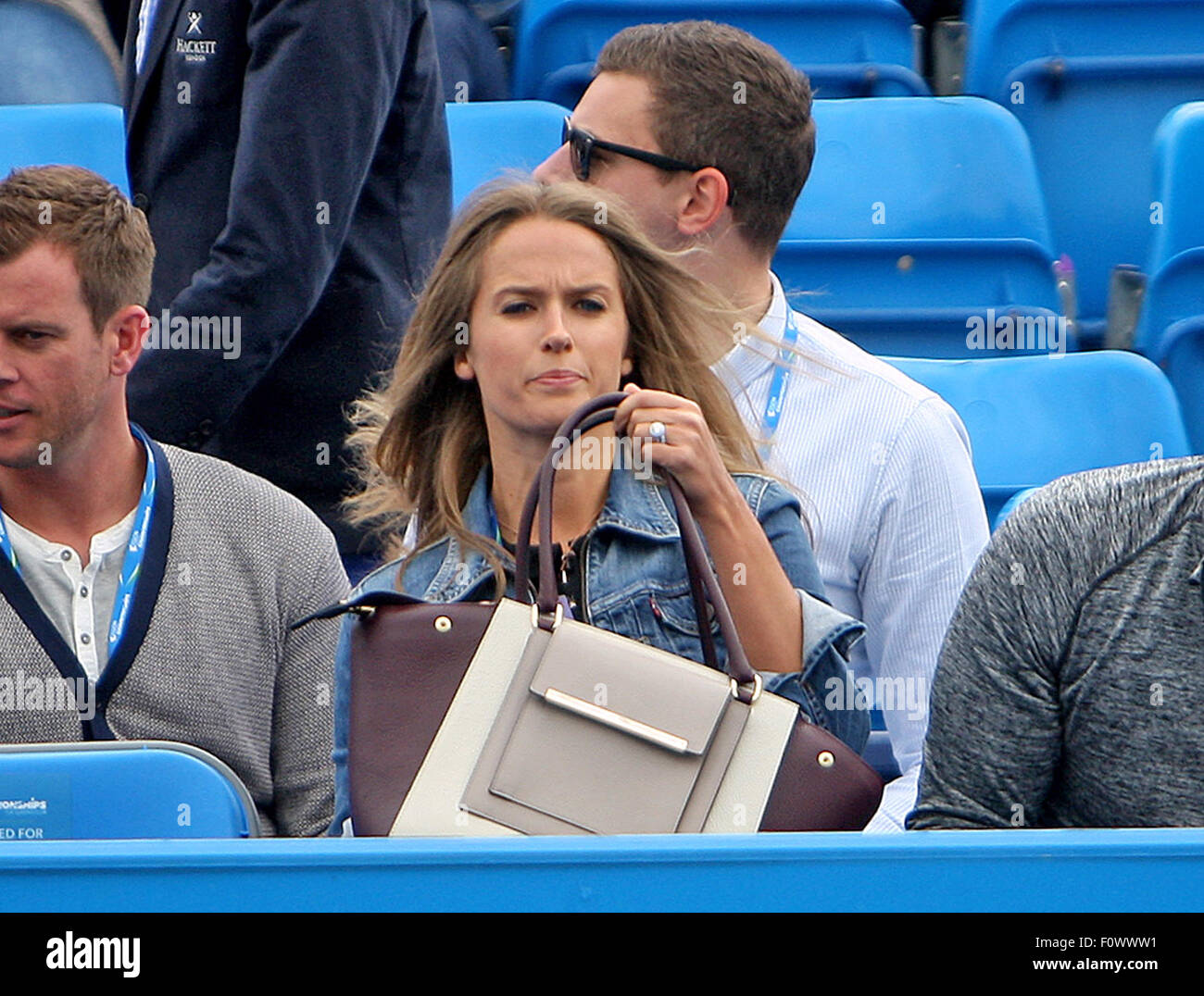 Kim Murray watches her husband Andy Murray play against Viktor Troicki ...