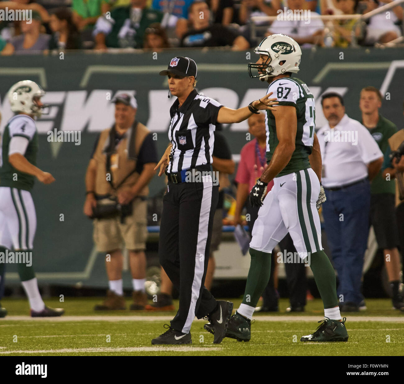 East Rutherford, New Jersey, USA. 22nd Aug, 2015. NFL line judge ...