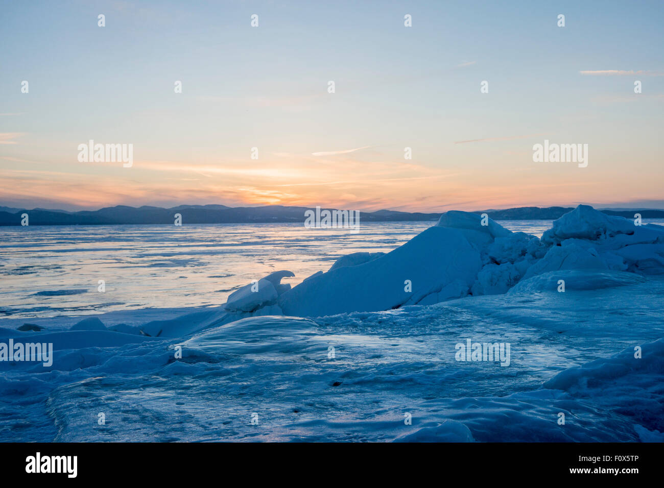 Lake Champlain during winter. The water is frozen solid Stock Photo - Alamy