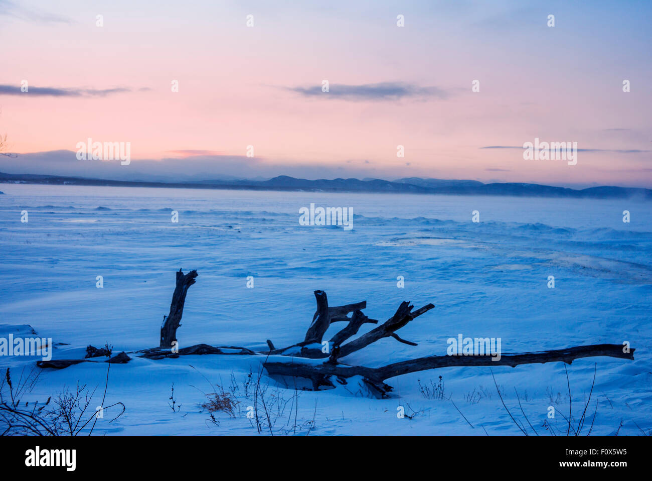 Lake Champlain during winter. The water is frozen solid Stock Photo - Alamy