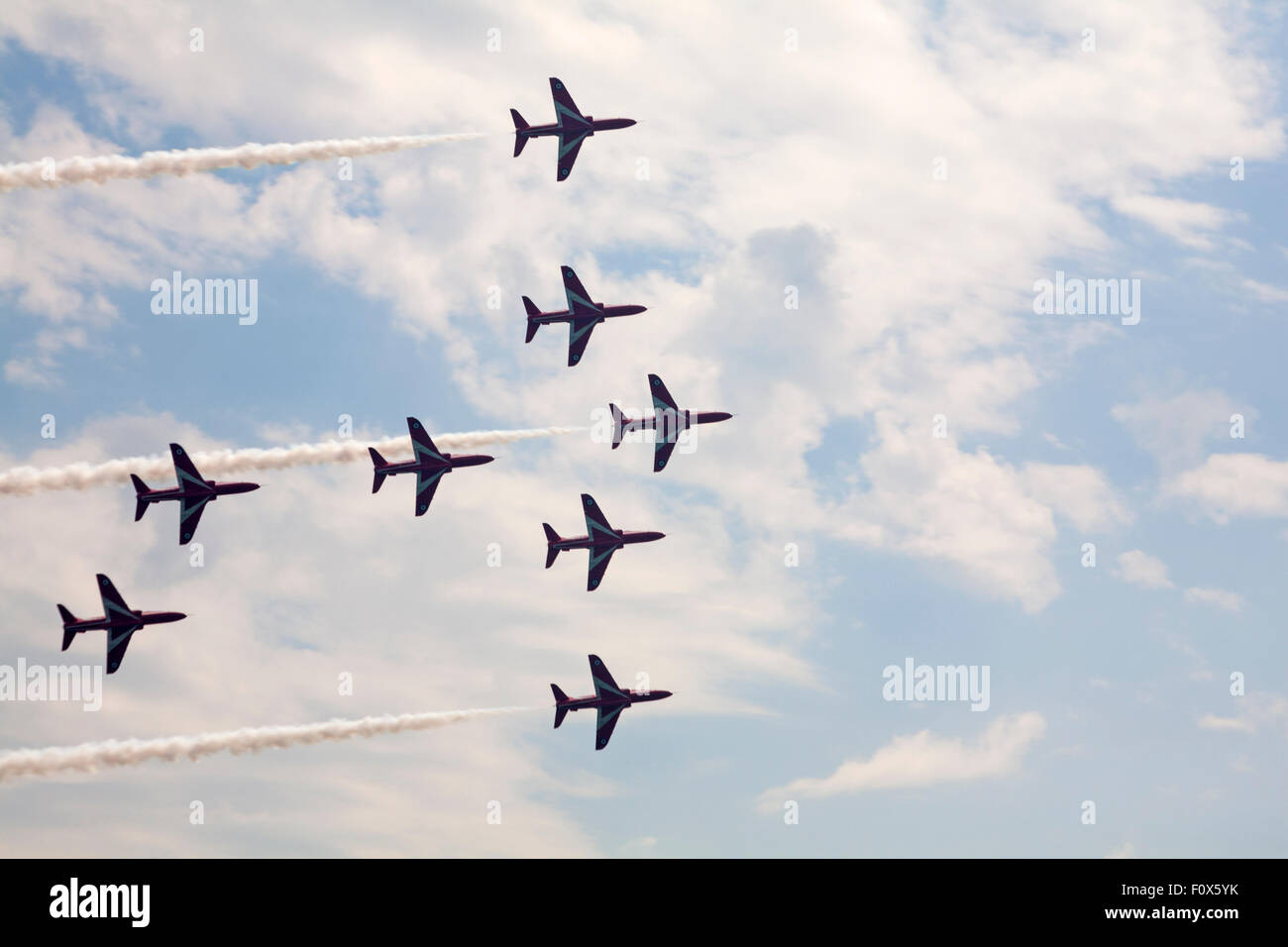 Feathered arrow formation hi-res stock photography and images - Alamy