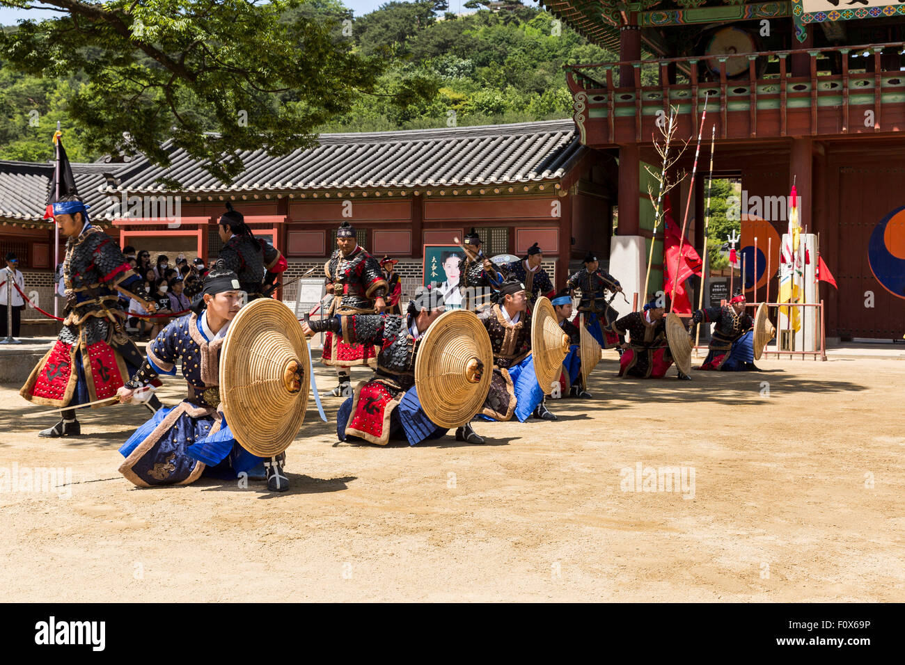 Actors playing the 24 martial arts trial performance in Sinpungnu ...