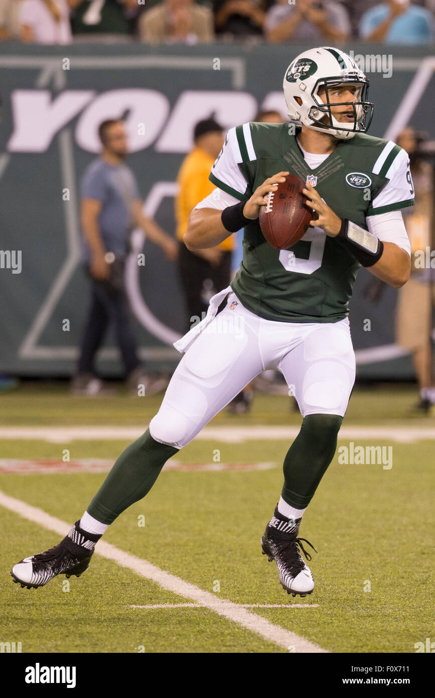 August 21, 2015: New York Jets quarterback Bryce Petty (9) in action ...