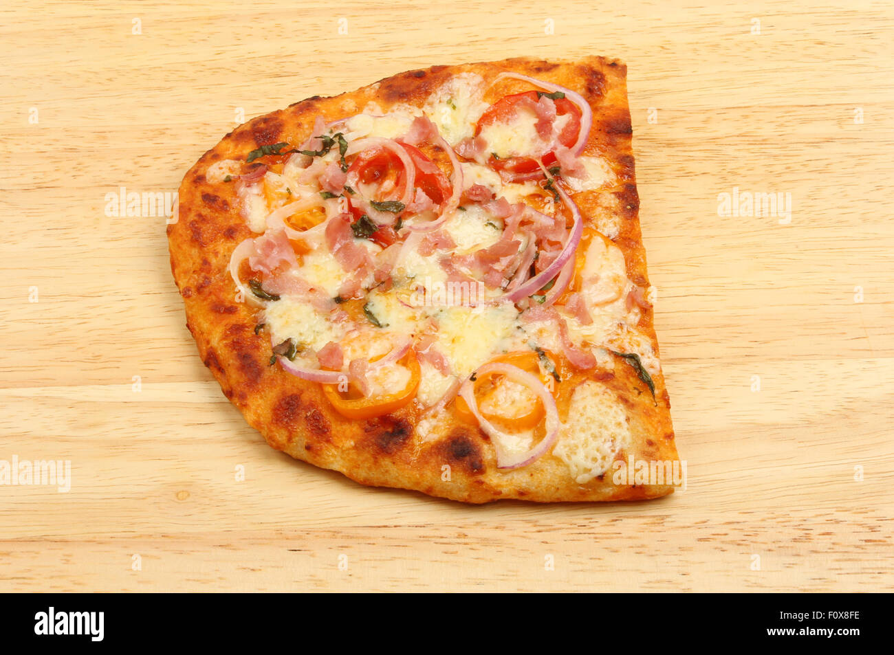 Flatbread pizza hi-res stock photography and images - Alamy