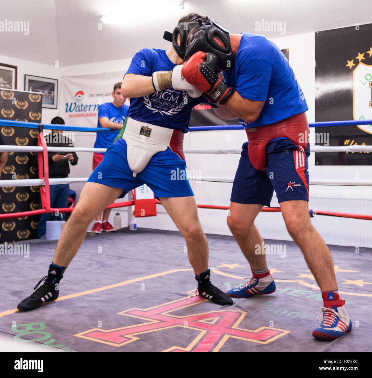 Lochend boxing club hi-res stock photography and images - Alamy