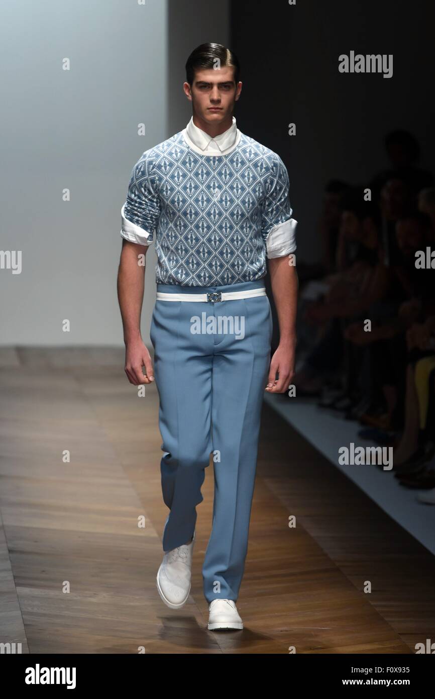 Milan Men's Fashion Week Spring/Summer 2016 - DAKS - Catwalk Featuring ...