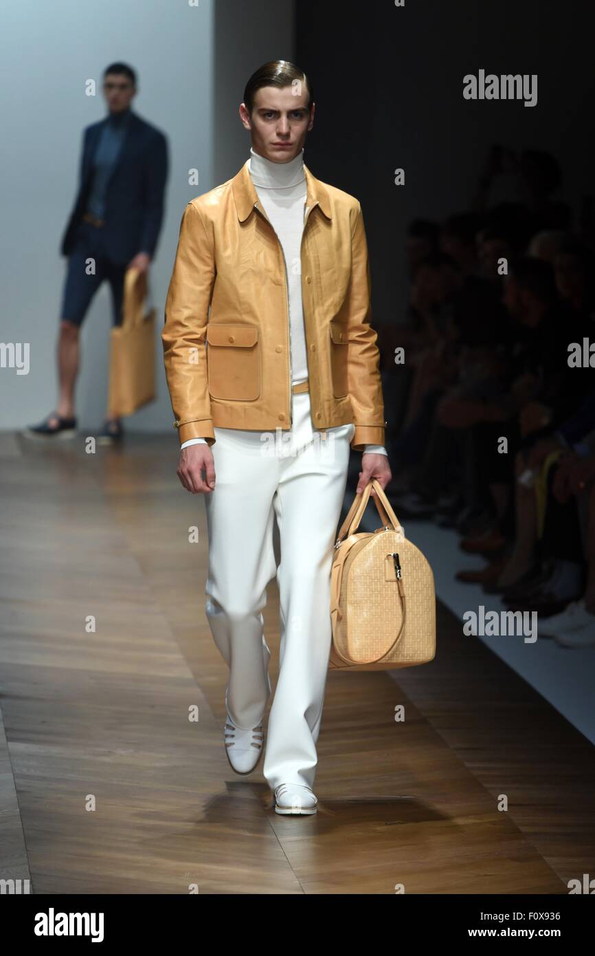 Milan Men's Fashion Week Spring/Summer 2016 - DAKS - Catwalk Featuring ...