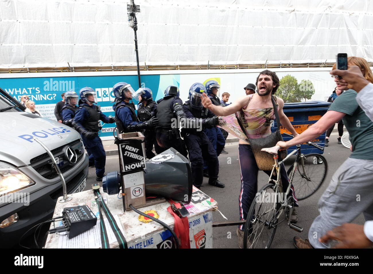 A mini riot occurred in East St as three Police officers came to aid a ...