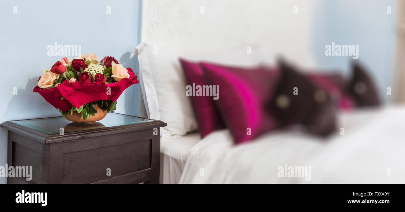 Luxury hotel room flowers hi-res stock photography and images - Alamy