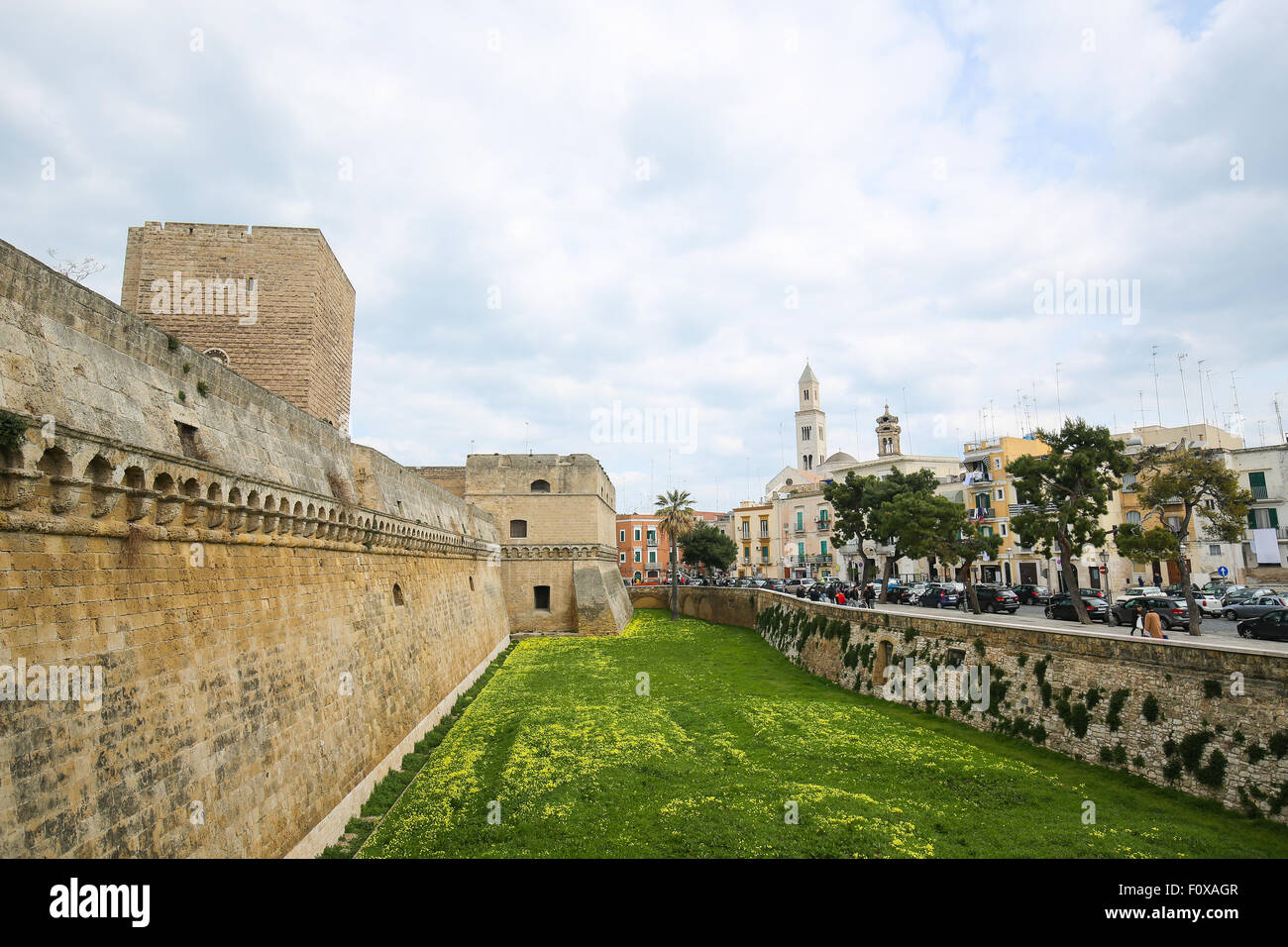 Bari cathedral hi-res stock photography and images - Alamy