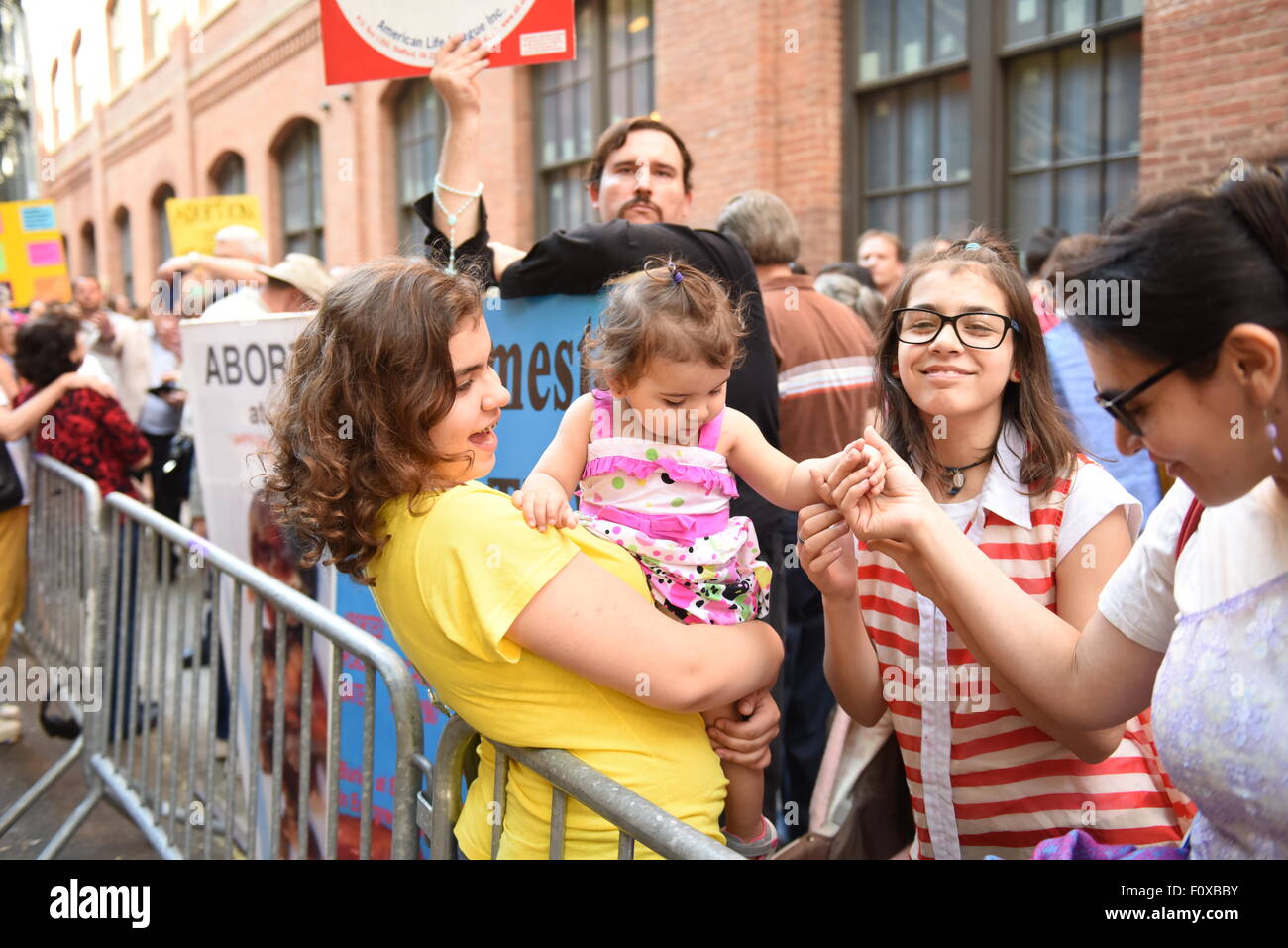 Mott street signs hi-res stock photography and images - Alamy