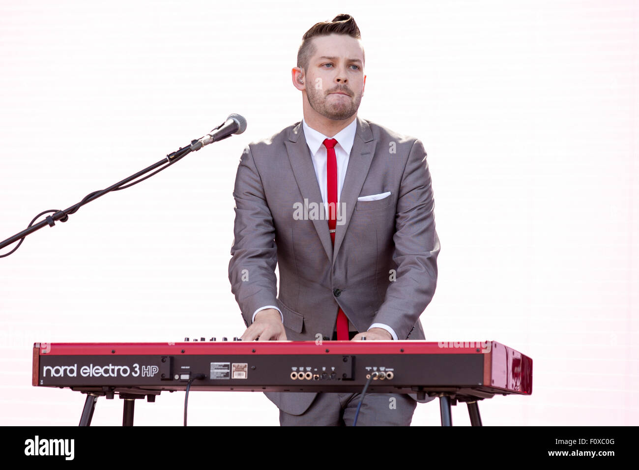 Wantagh, New York, USA. 22nd Aug, 2015. Singer JUSTIN BARON performs ...