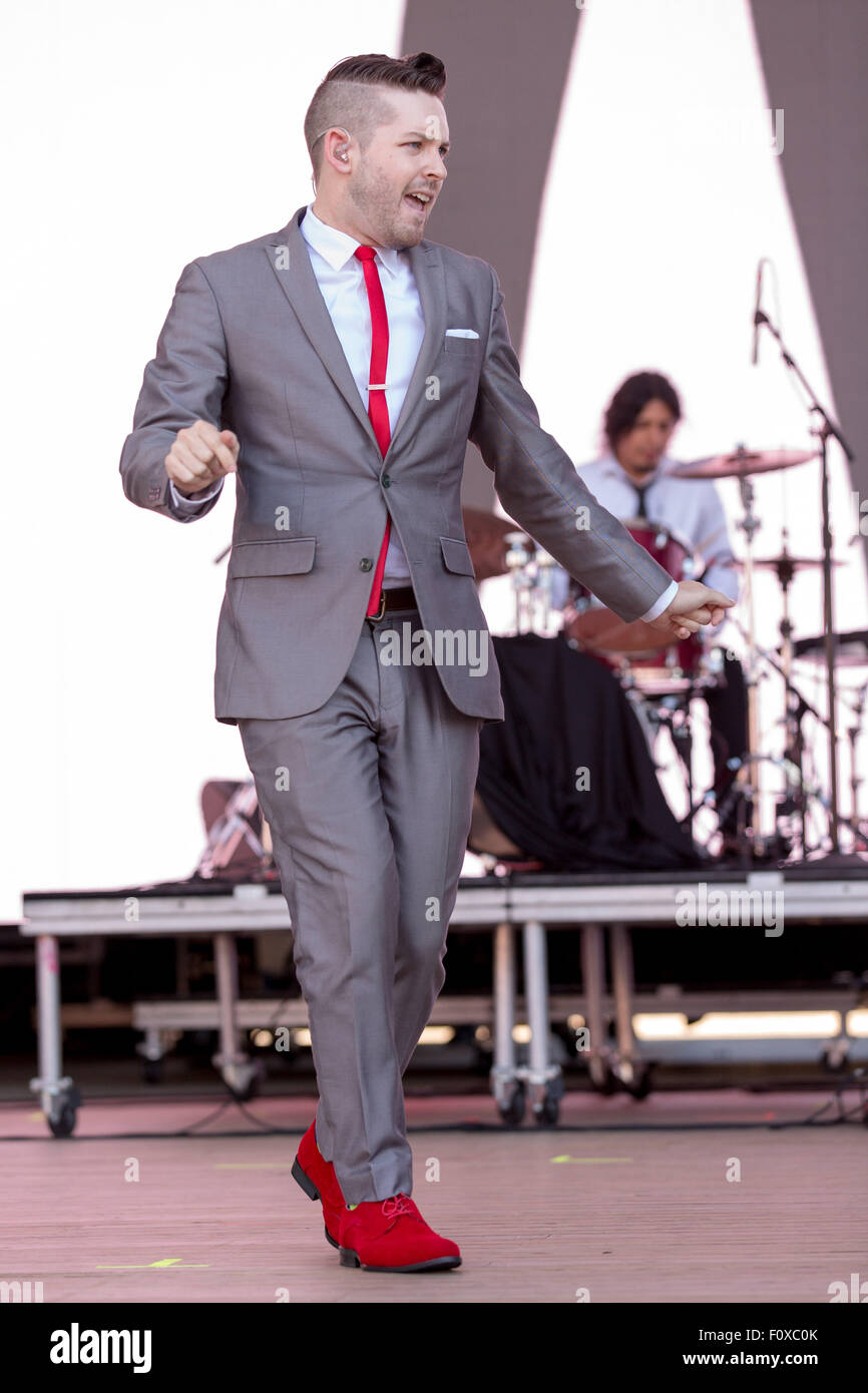 Wantagh, New York, USA. 22nd Aug, 2015. Singer JUSTIN BARON performs ...