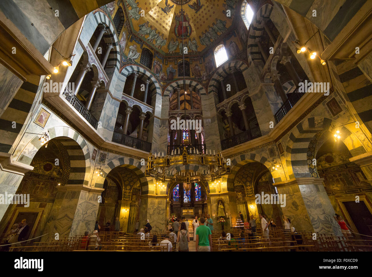 Interior of the aachen cathedral hi-res stock photography and images ...