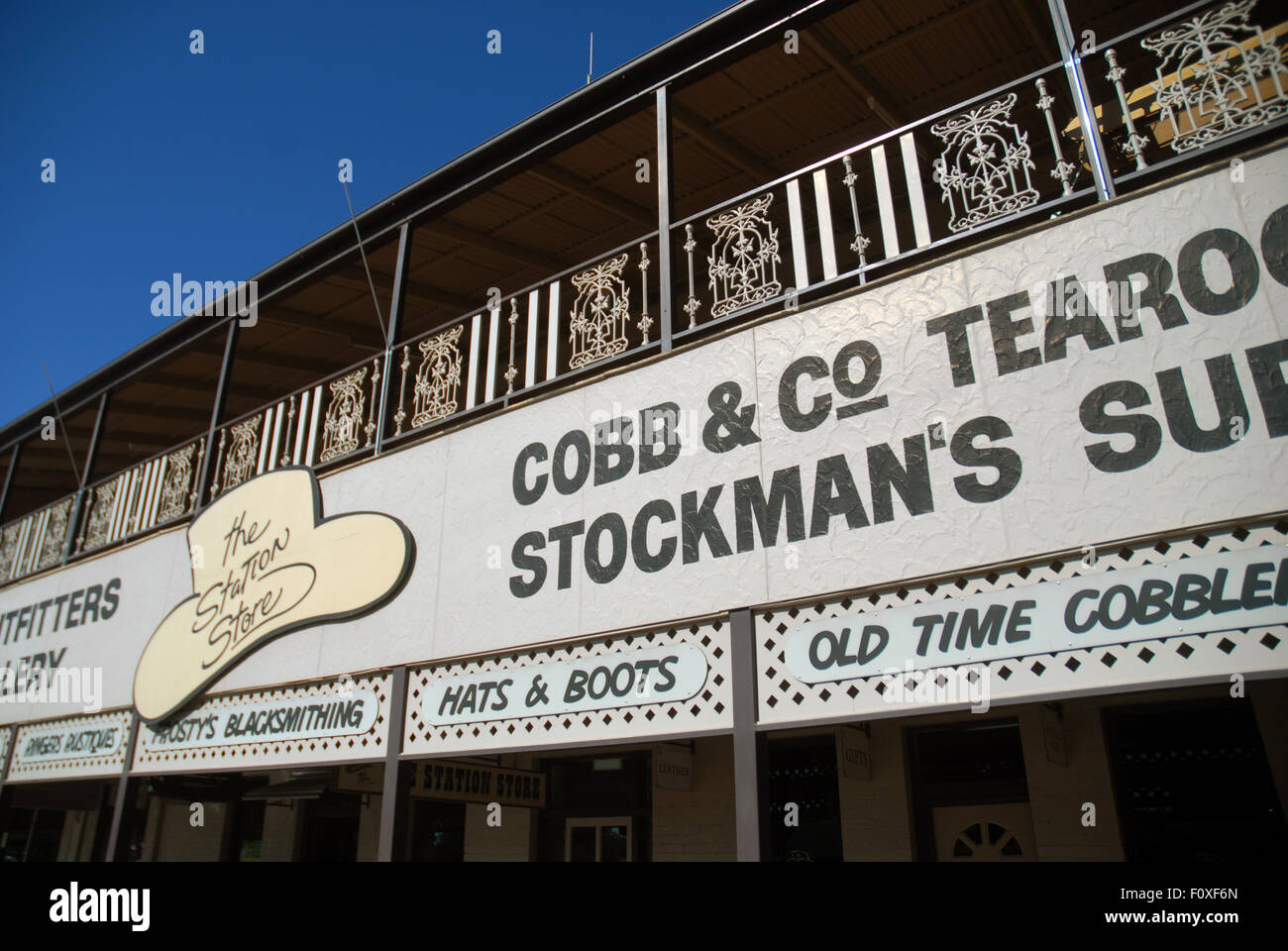 Longreach house hi-res stock photography and images - Alamy