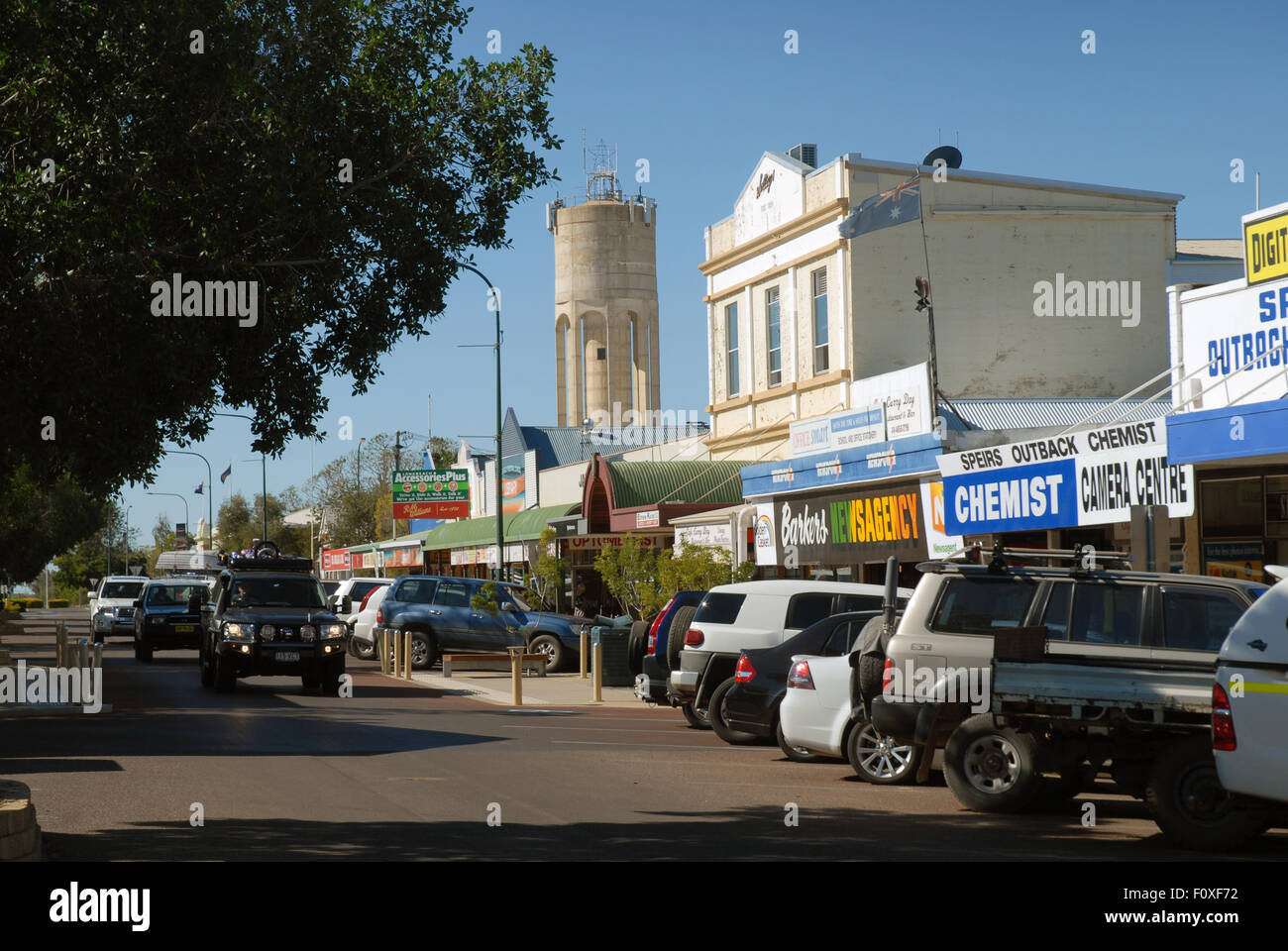 Longreach house hi-res stock photography and images - Alamy