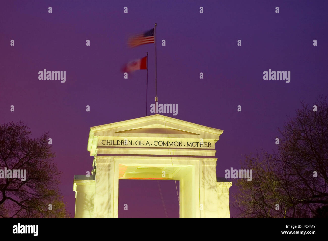 Peace Arch dusk, Peace Arch State Park, Washington Stock Photo - Alamy