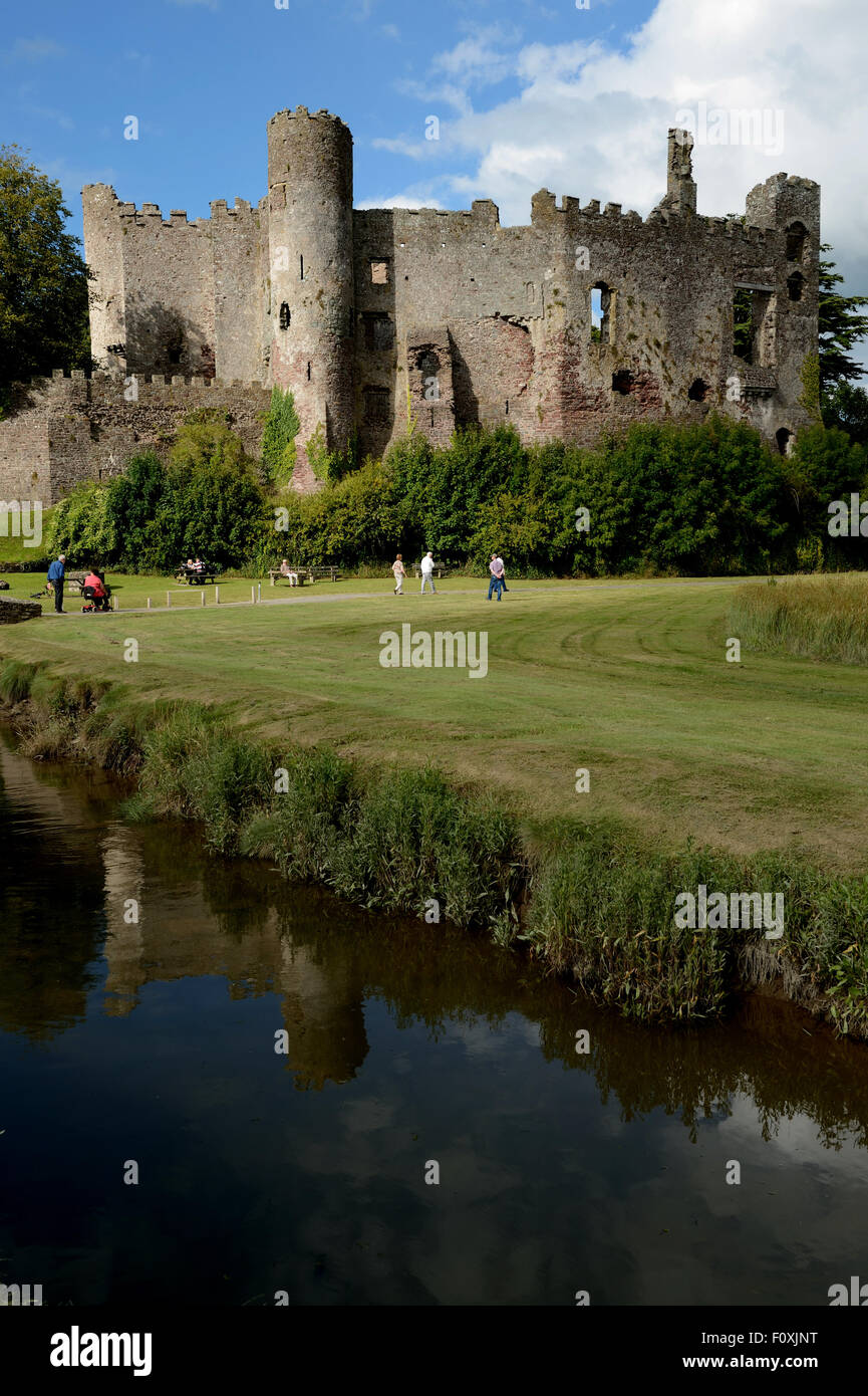 Laugharne village hi-res stock photography and images - Alamy