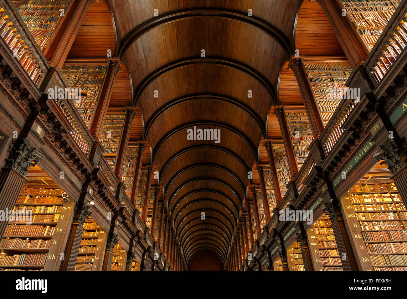 Trinity college dublin library hi-res stock photography and images - Alamy