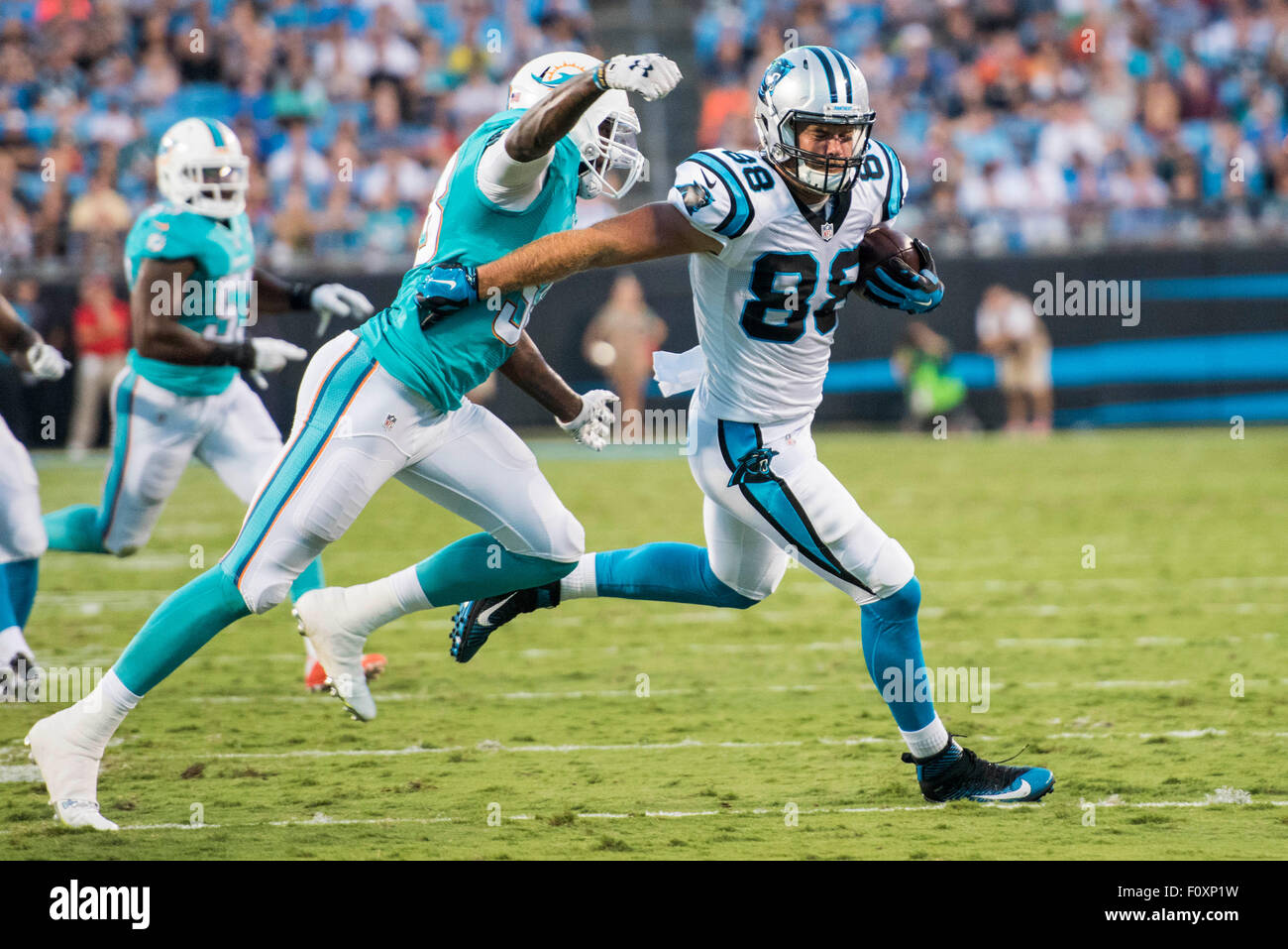 Charlotte, NC, USA. 22nd Aug, 2015. #88 Carolina TE Greg Olsen during ...