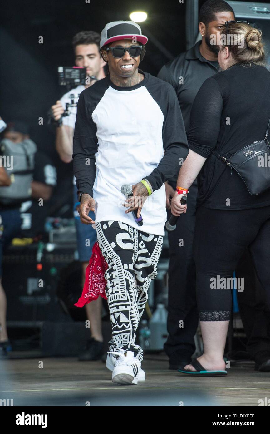 Wantagh, NY, USA. 22nd Aug, 2015. Lil Wayne on stage for Billboard Hot ...