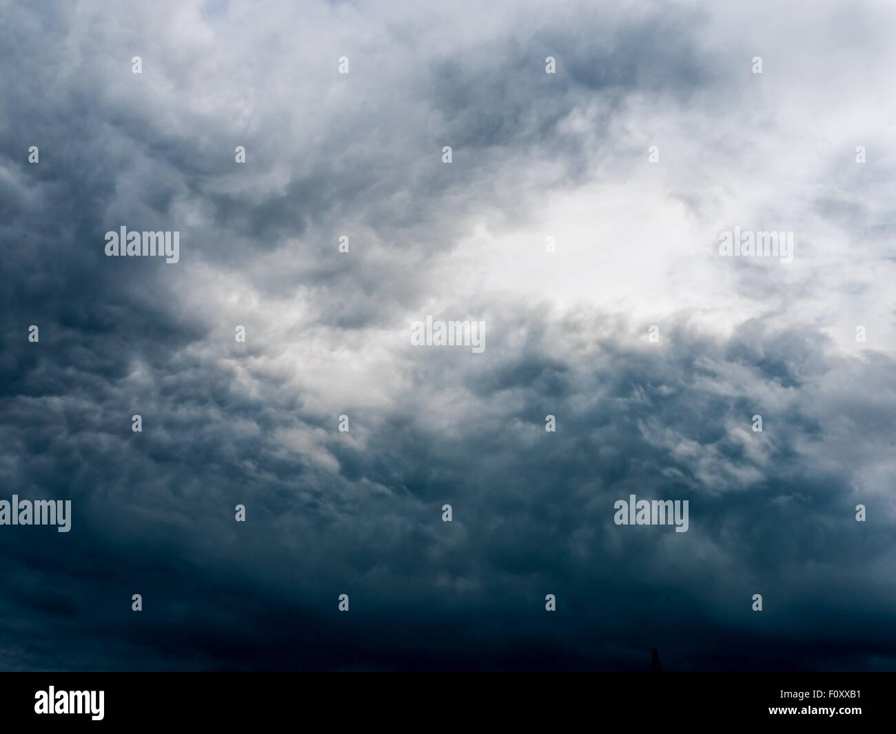 Dark storm clouds before rain hi-res stock photography and images - Alamy