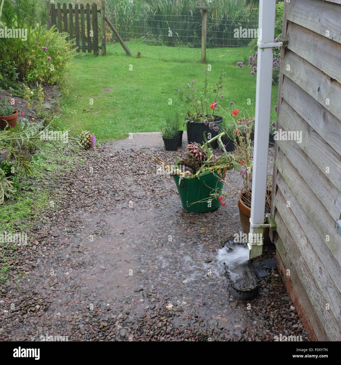 Overflowing drains hi-res stock photography and images - Alamy