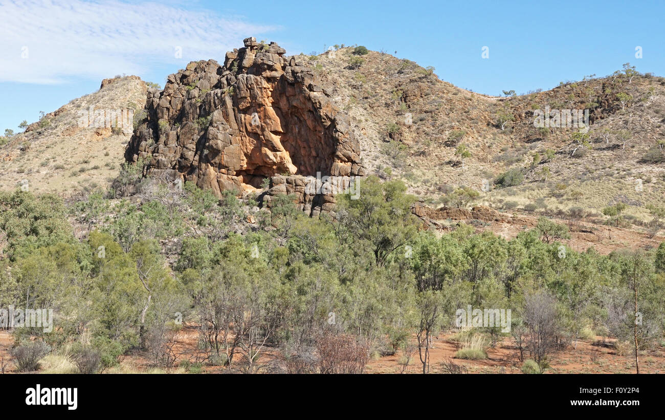 Corroboree Rock, East MacDonnell Ranges, Northern Territory, Australia ...