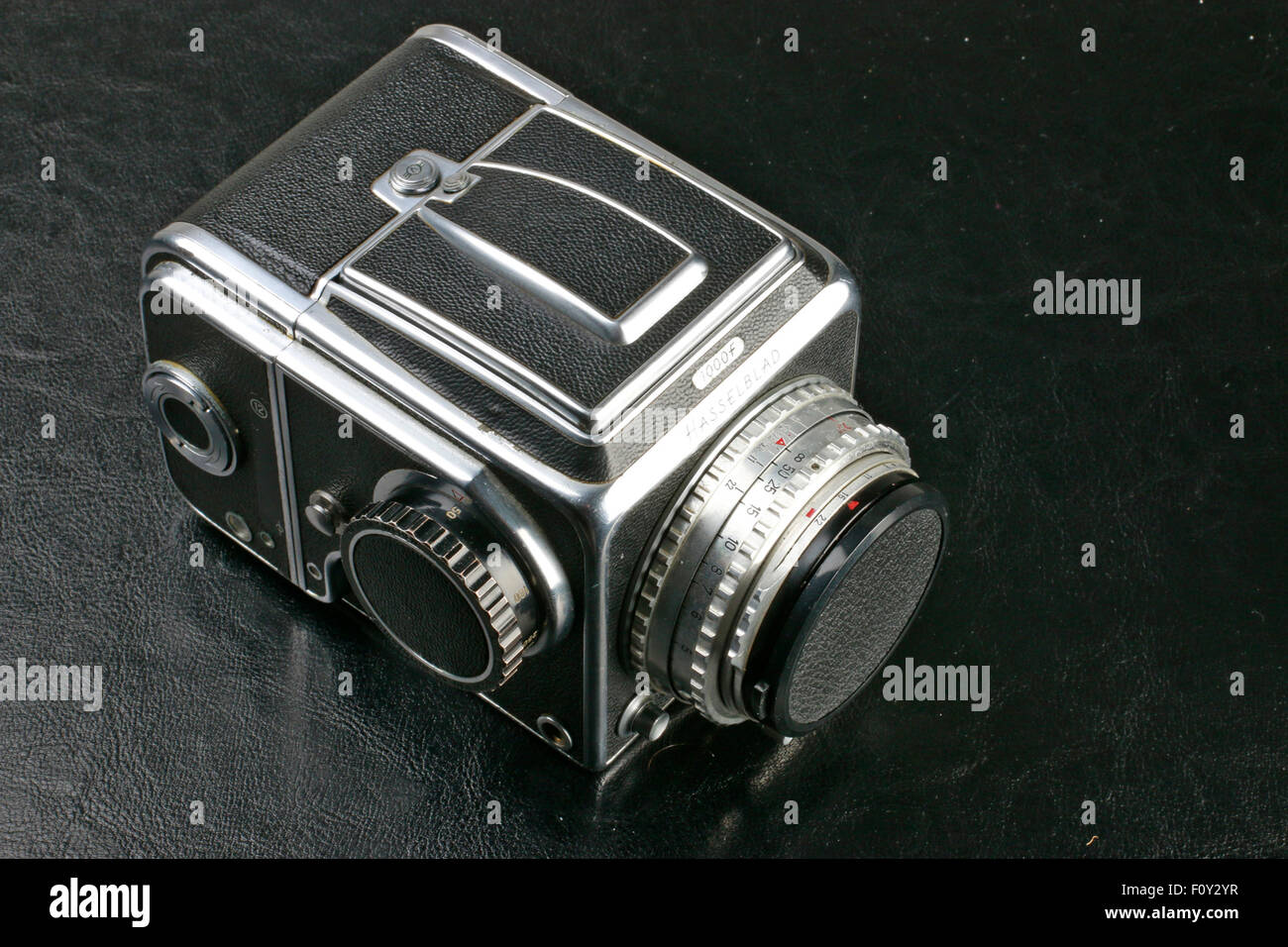 Hasselblad 1000f medium format camera with 80mm f 1:2.8 Planar lens. on ...