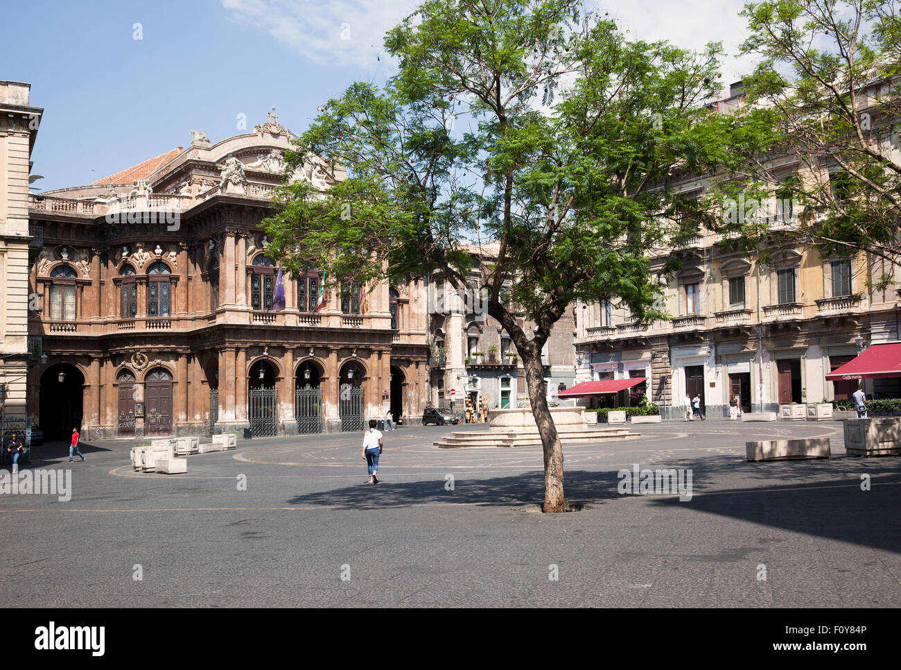 Teatro Massimo Bellini opera house, Catania, Sicily, Italy Stock Photo ...