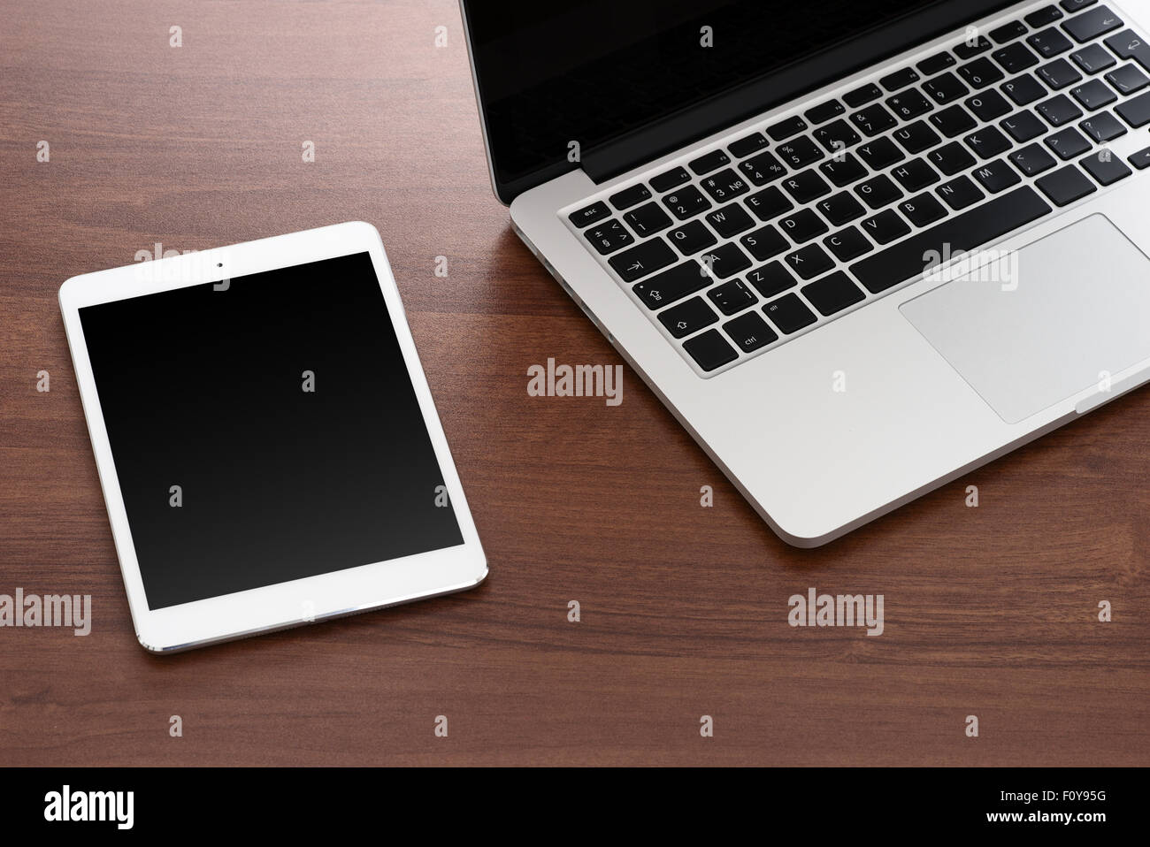 Workplace pc desk tablet hi-res stock photography and images - Alamy