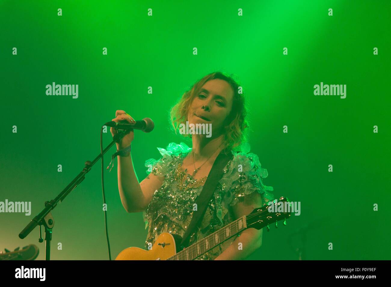 SLOWDIVE, GREEN MAN FESTIVAL, 2015: Rachel Goswell from 90s Shoegazing ...