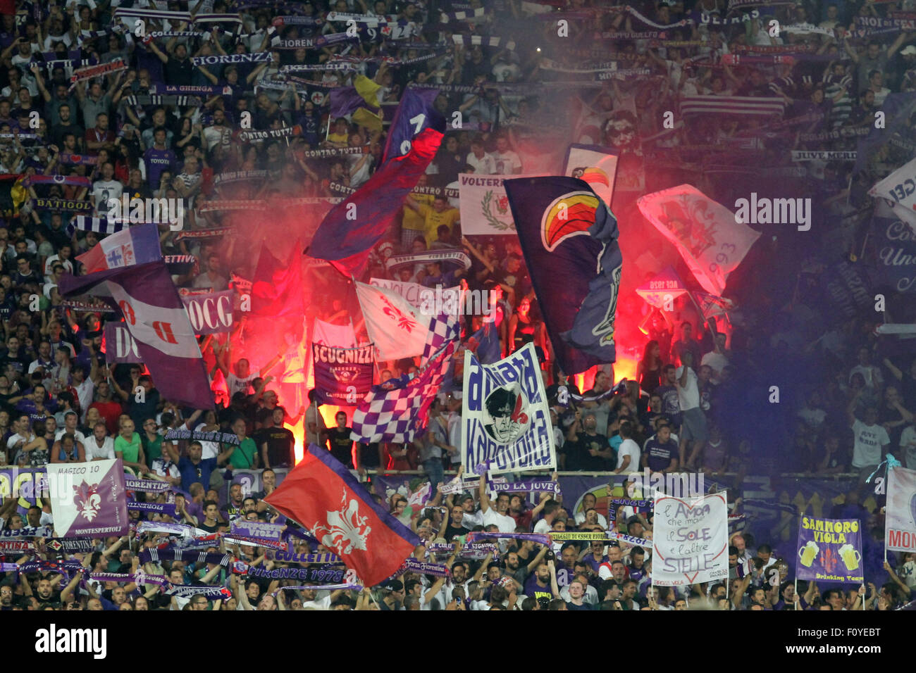 Florence, Italy, 23rd Aug, 2015. Fiorentina's fans during the Italian ...
