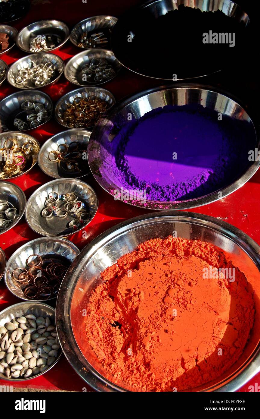 Colorful powdered pigments indian hi-res stock photography and images ...
