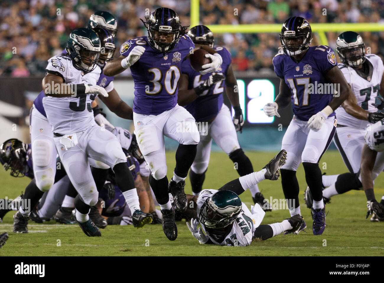 August 22, 2015: Baltimore Ravens running back Terrence Magee (30 ...