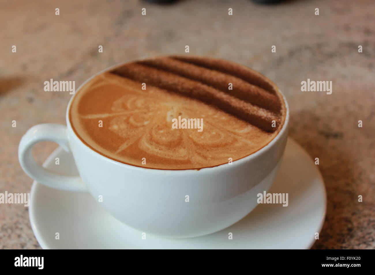 Round dusting hi-res stock photography and images - Alamy
