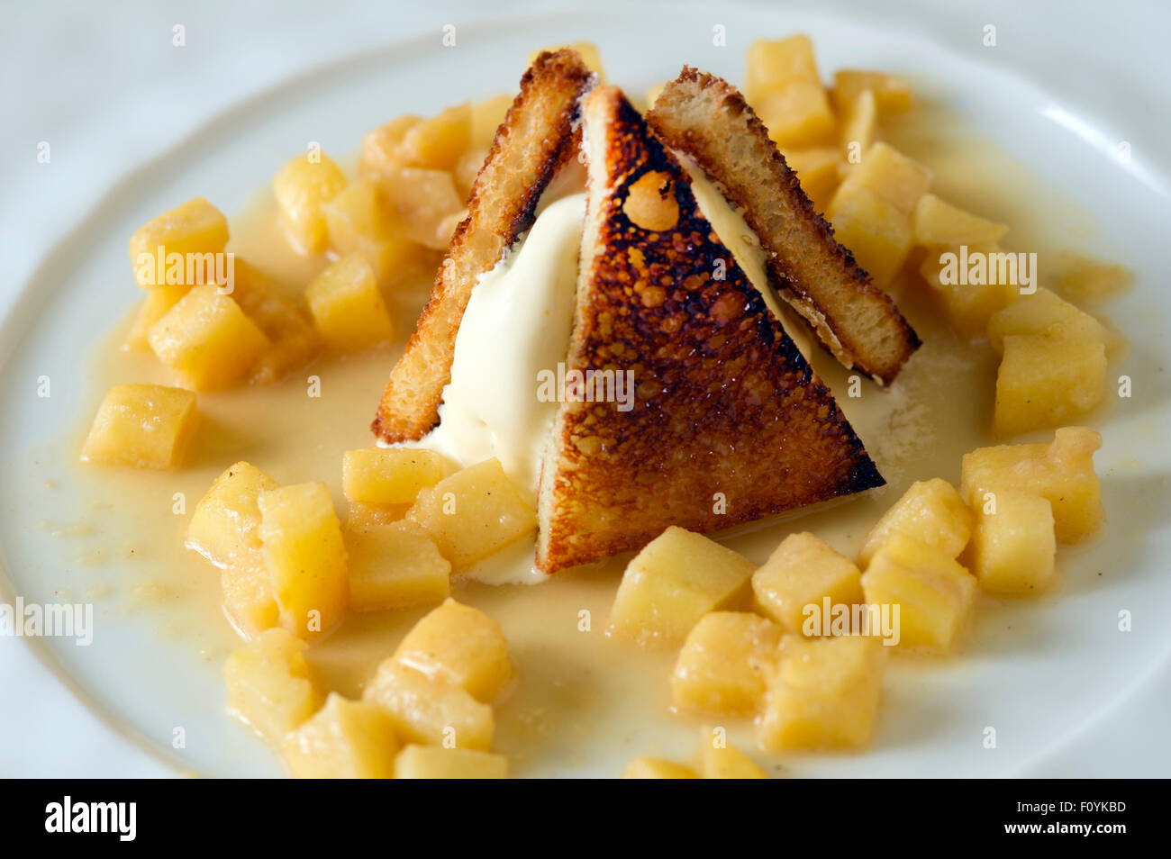 Ice cream apple hi-res stock photography and images - Alamy