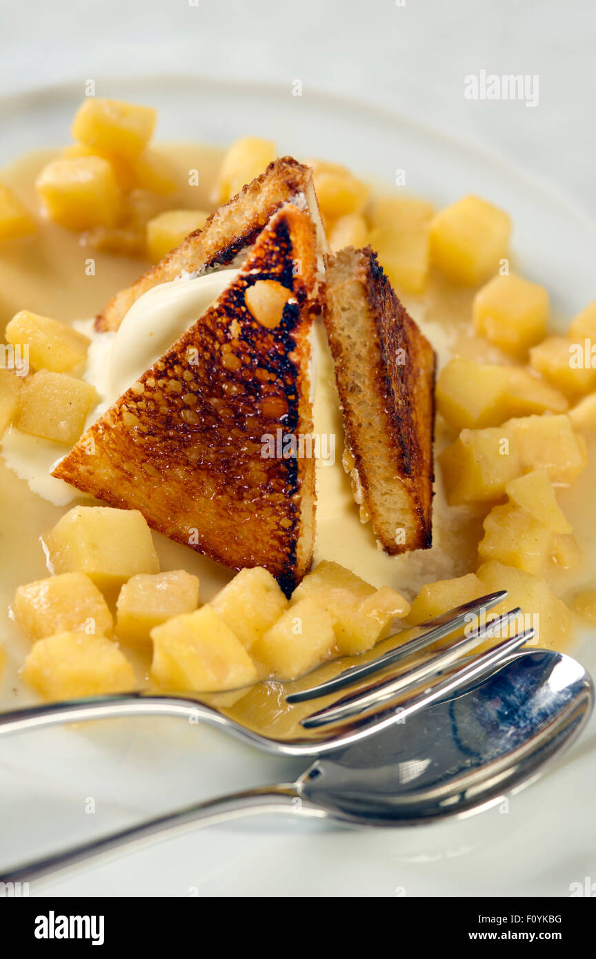 Apple and toast hi-res stock photography and images - Alamy