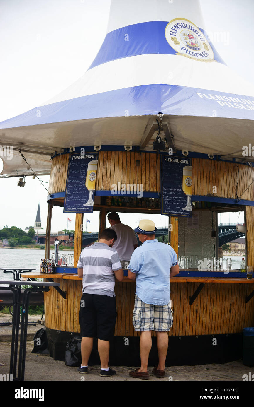 Beer stall hi-res stock photography and images - Alamy