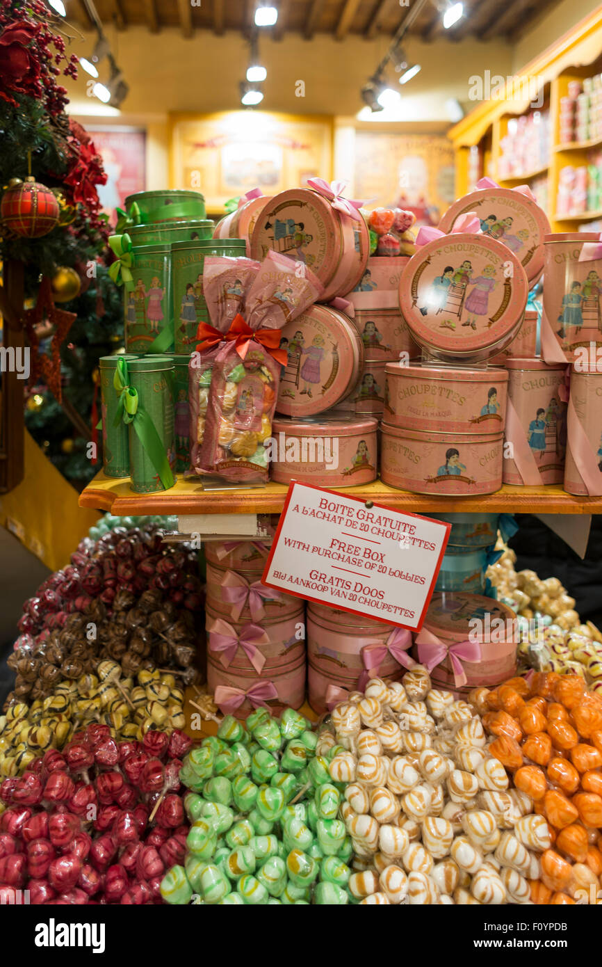 Biscuit displays hi-res stock photography and images - Alamy