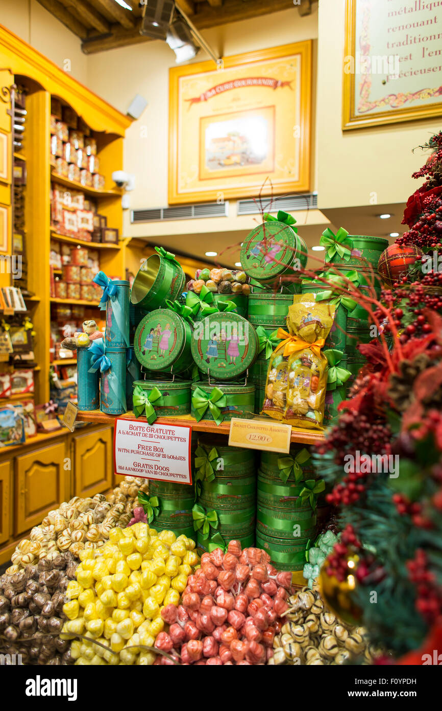 Biscuit displays hi-res stock photography and images - Alamy