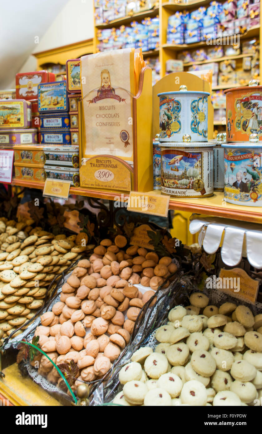 Biscuit displays hi-res stock photography and images - Alamy