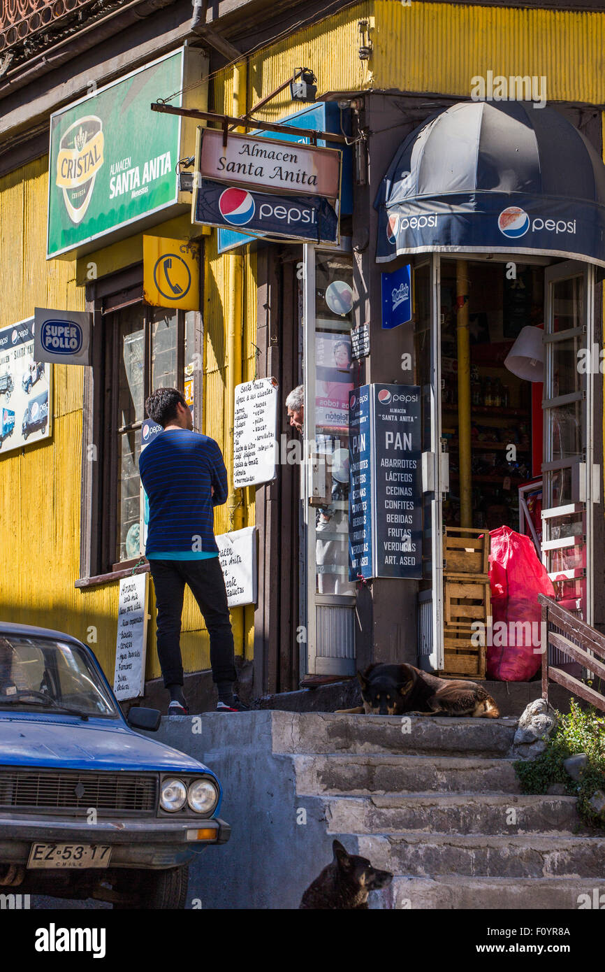Small convenience store on Cerro Alegre, Valparaiso, Chile Stock Photo ...