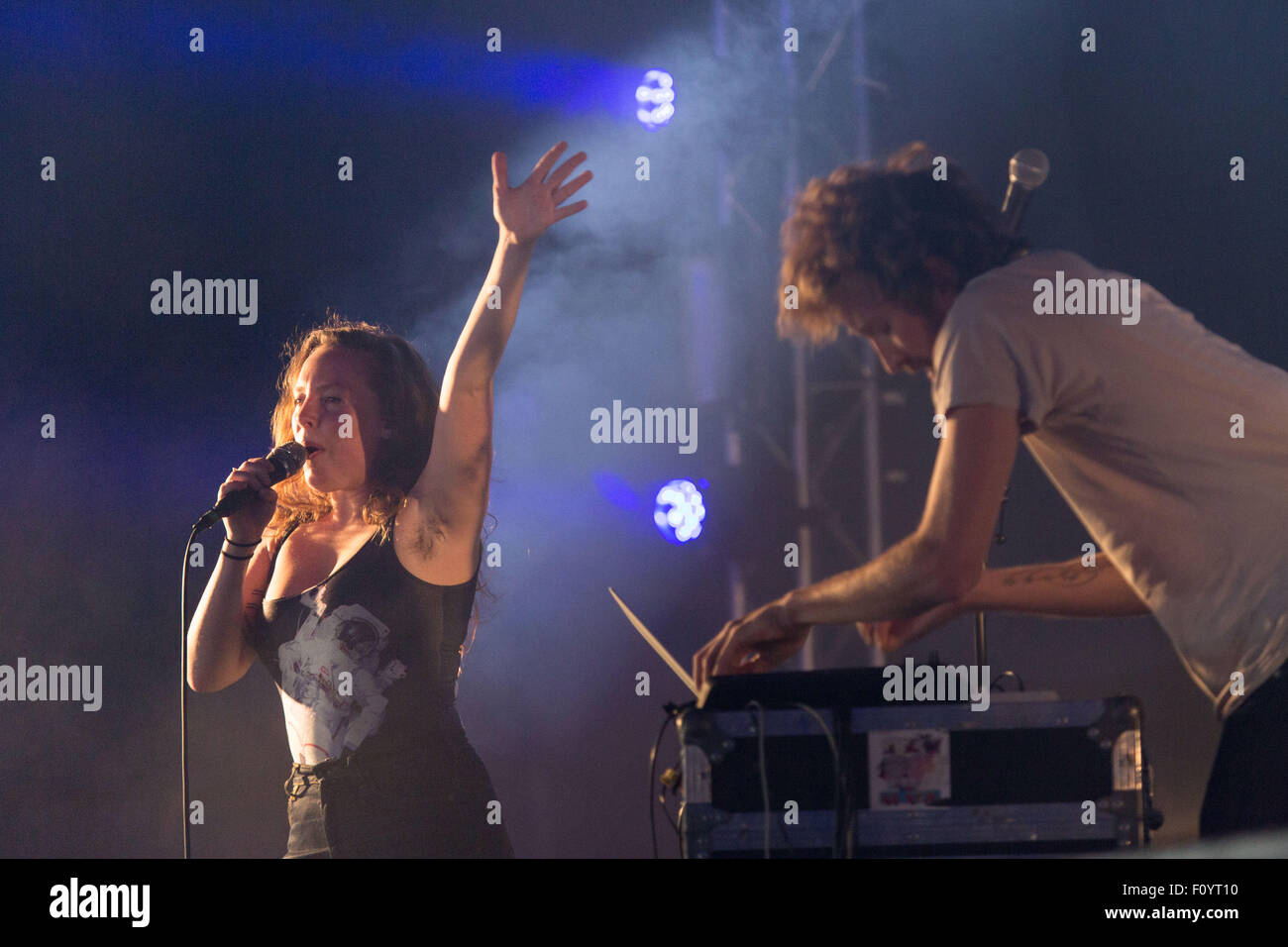 SYLVAN ESSO, YOUNG, CONCERT: Amelia Meath and Nick Sanborn of ...