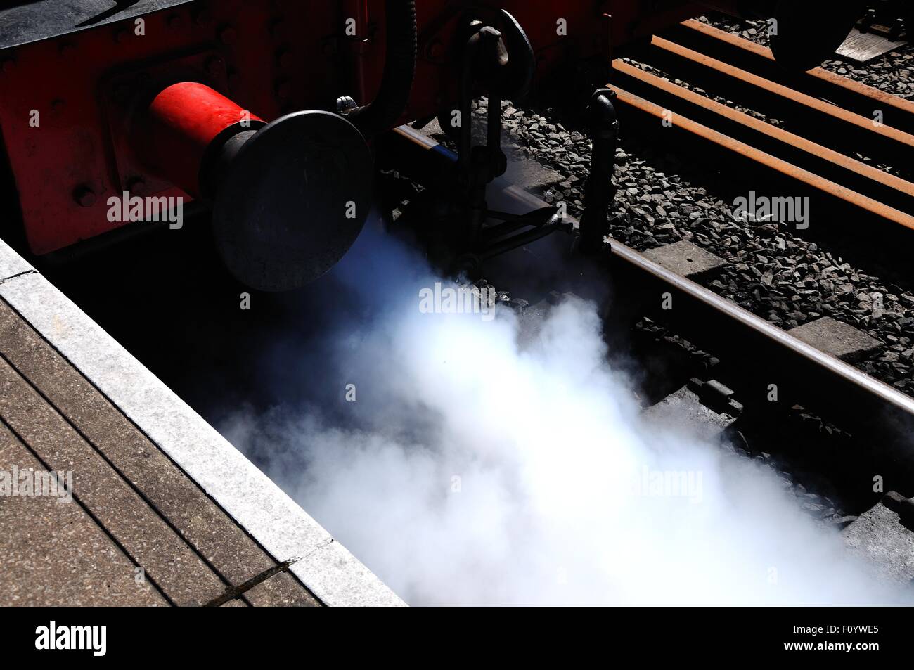 Train buffer hi-res stock photography and images - Alamy